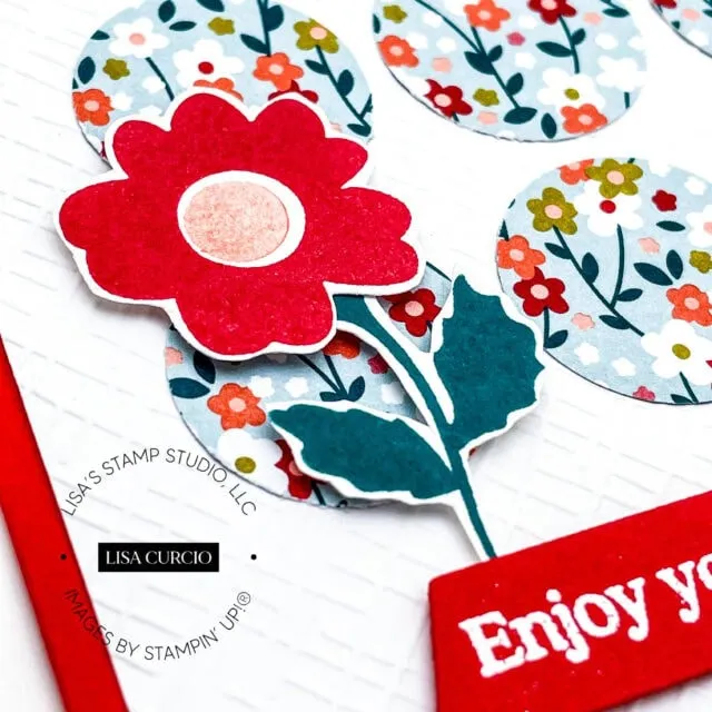 Make This Easy Holiday Card Using a Simple Card Layout