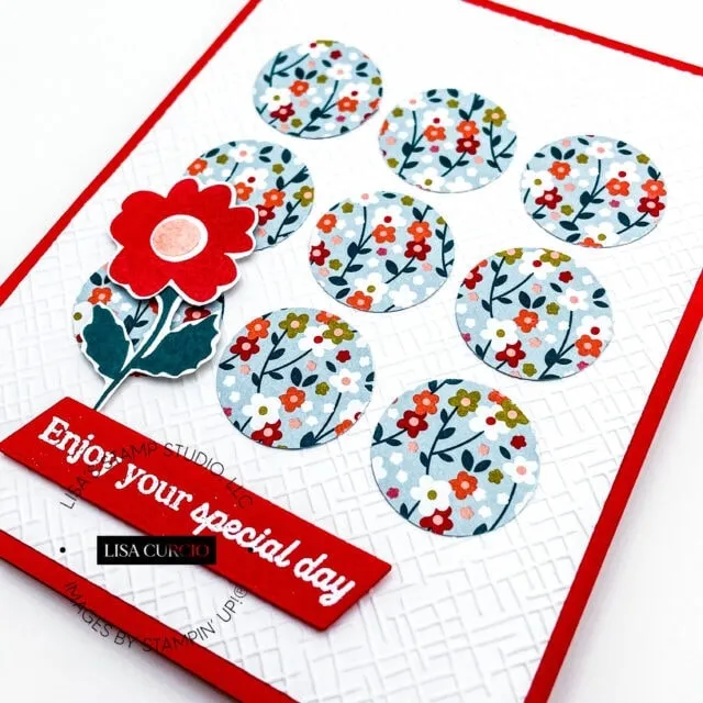 Make This Easy Holiday Card Using a Simple Card Layout